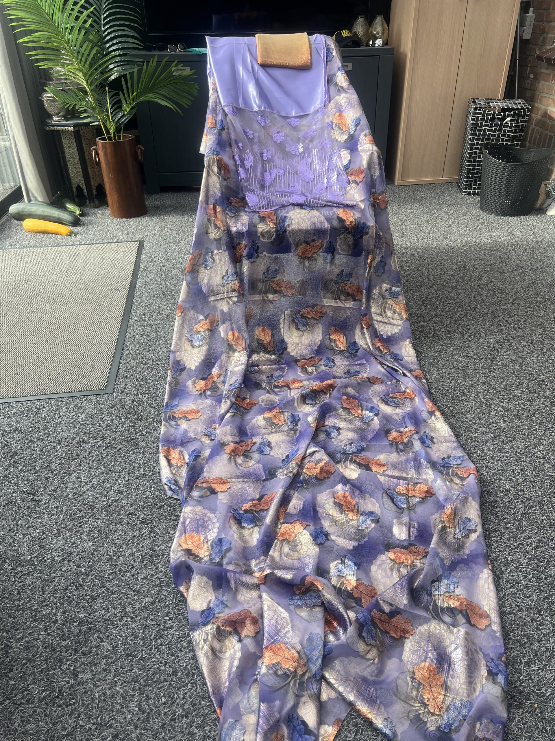 Somalian Dirac Shiny Purple – Amaanah